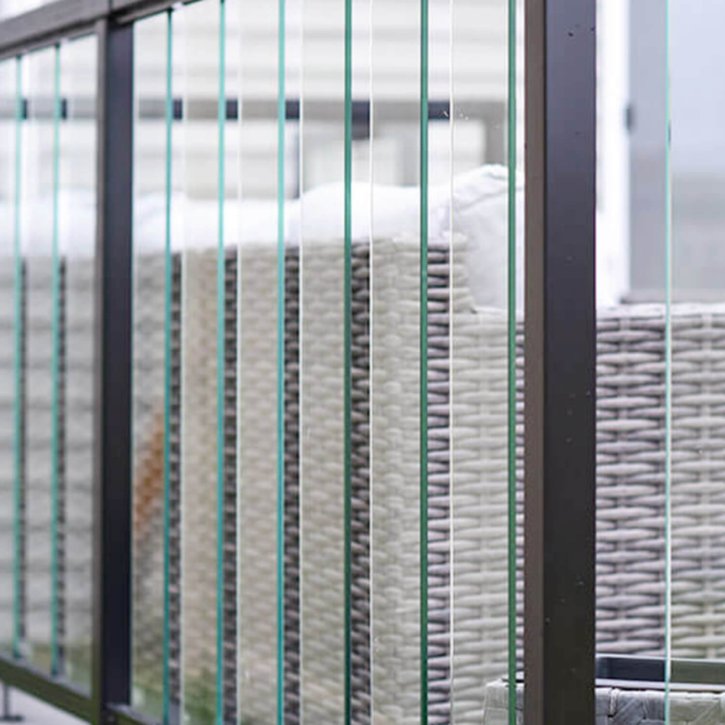 Peak Aluminium Balustrade Sectional Glass - Peak Products (Australia)